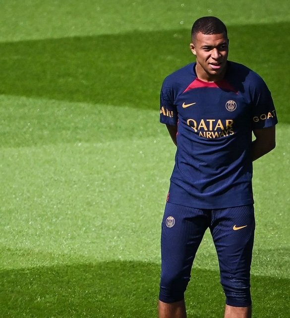 Al Hilal In Pound Maktaduai 259 In Kylian Mbappe Lei Tum The Zozam Times